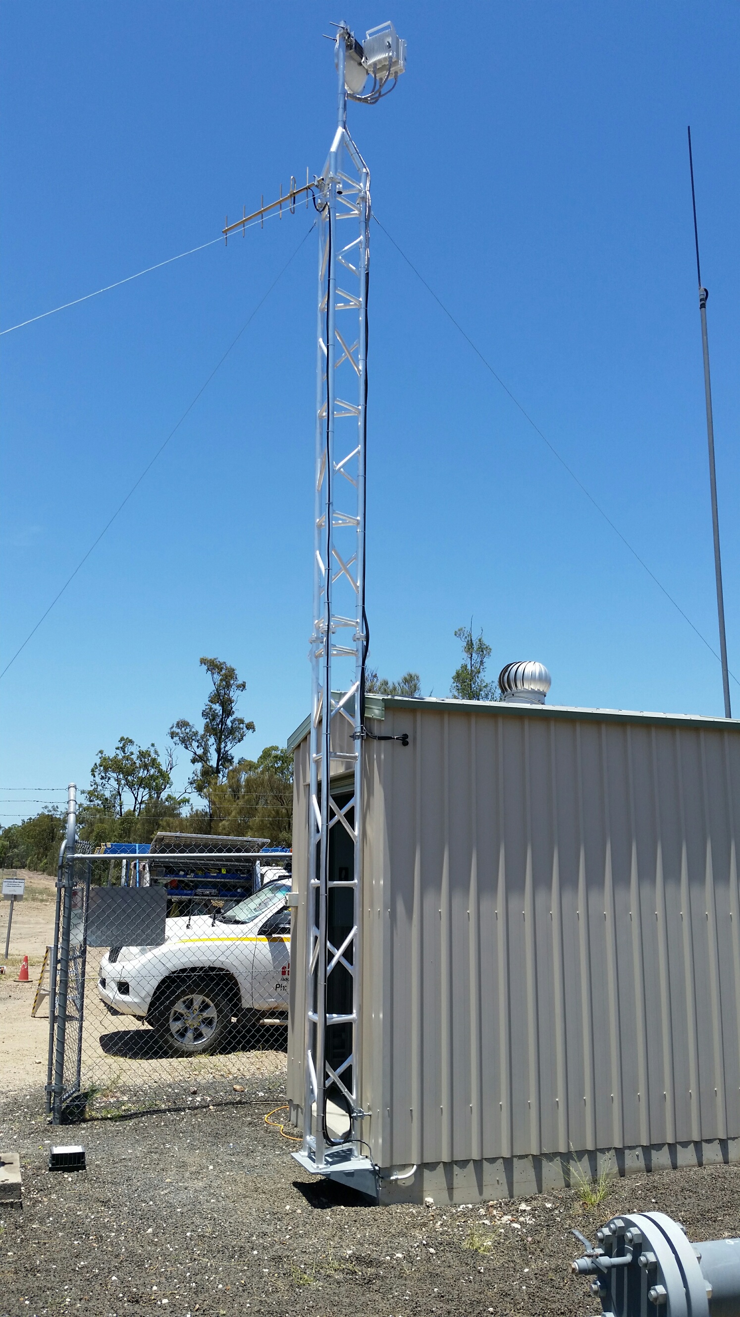APAC AL340 Aluminium Freestanding Hinged Communication Mast 3.1m | Fabrication Services ...